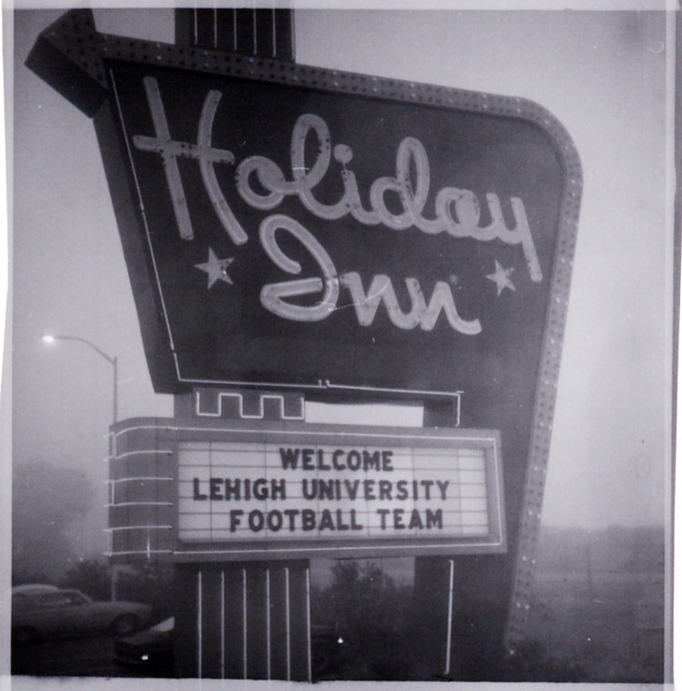 Holiday Inn sign 'Welcome Lehigh University Football Team' | Lehigh ...