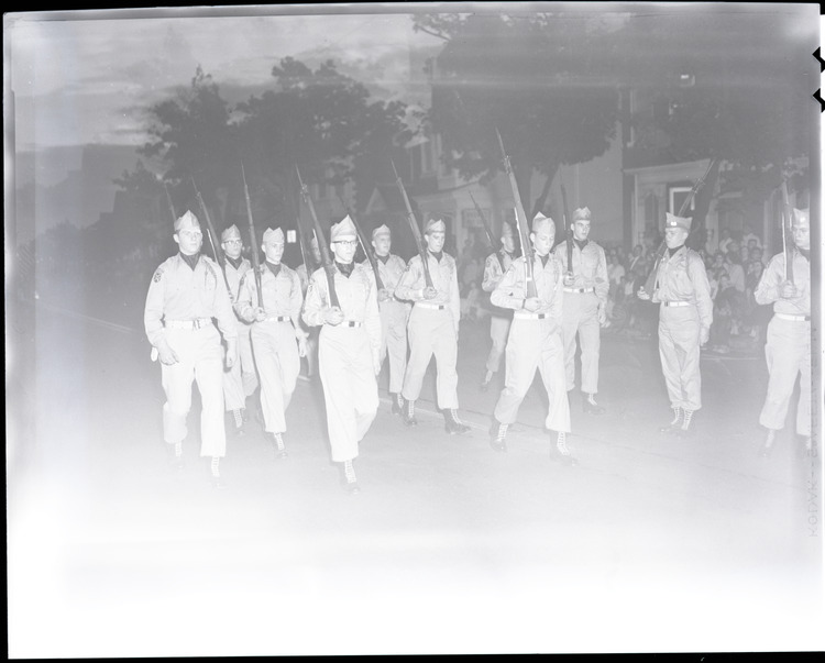 Group portrait / ROTC | Lehigh Preserve