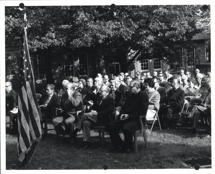 Sherman Fairchild Center for the Physical Sciences / Lab; Solid State ...