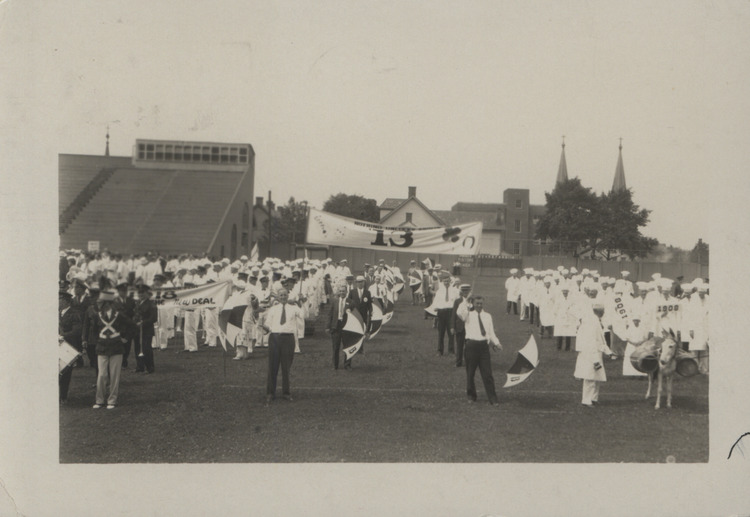 Group portrait / Dynan, Robert T. / Reunion; 20th Reunion / 1913 ...