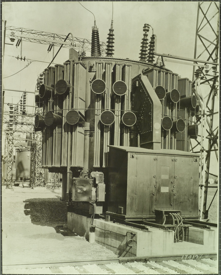TraNSFormer(?); Electric; Wires; Railroad | Lehigh Preserve