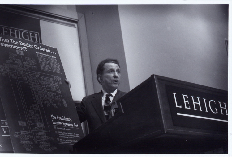 Senator Arlen Spector giving presentation | Lehigh Preserve