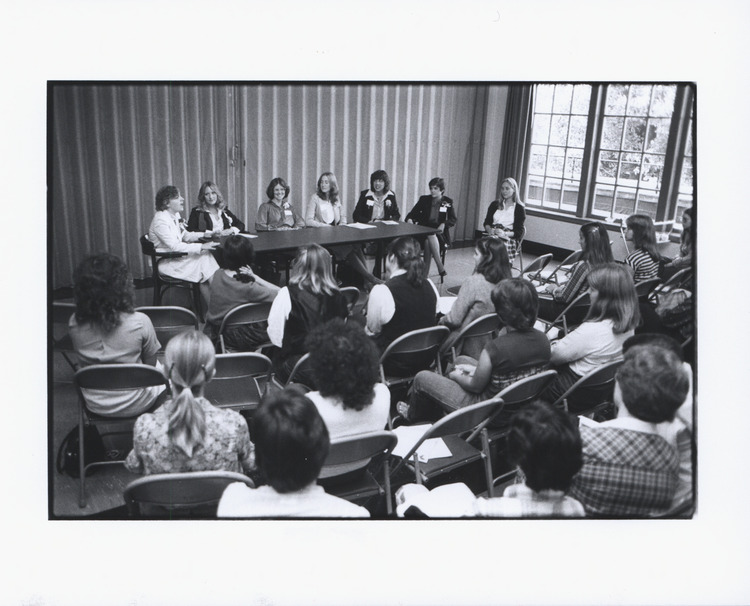 Group portrait / Women Alumni Career Conference; Link | Lehigh Preserve