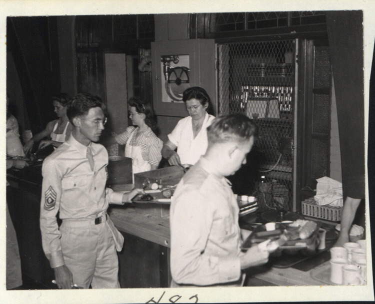 Group portrait / ROTC; Dining Hall | Lehigh Preserve