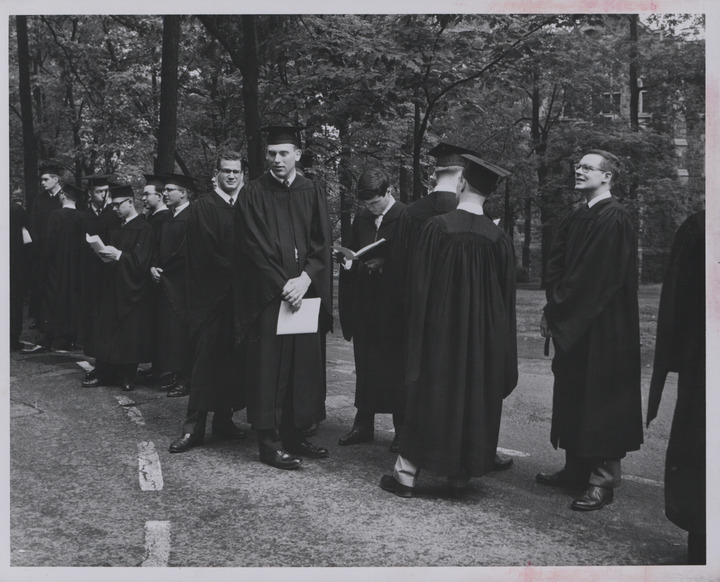 Group portrait / Commencement / 1964 | Lehigh Preserve