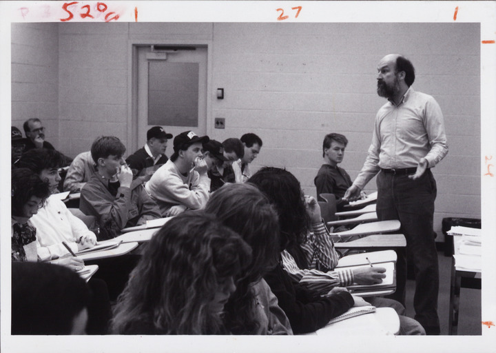 Associate Professor Al Wurth speaking to class | Lehigh Preserve