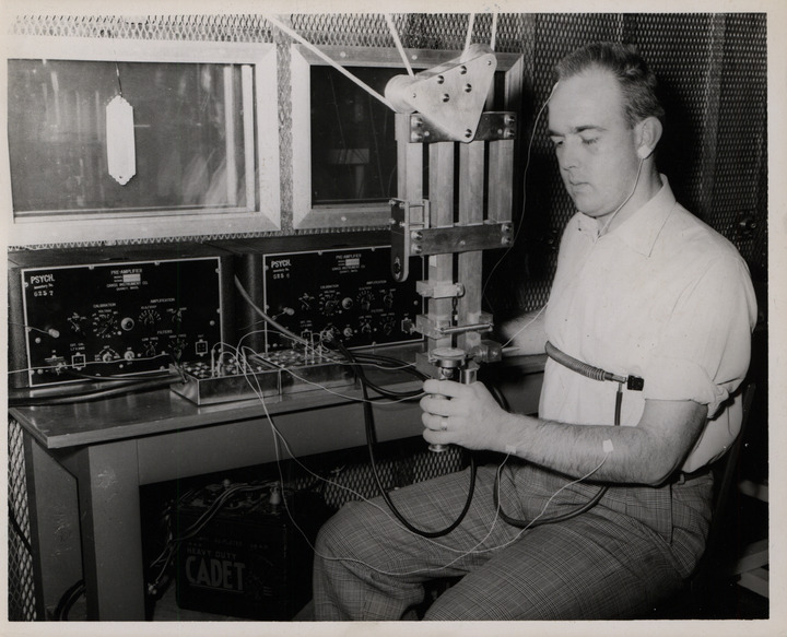 Portrait / Packer Hall / Psychology; Testing Equipment; Laboratory ...