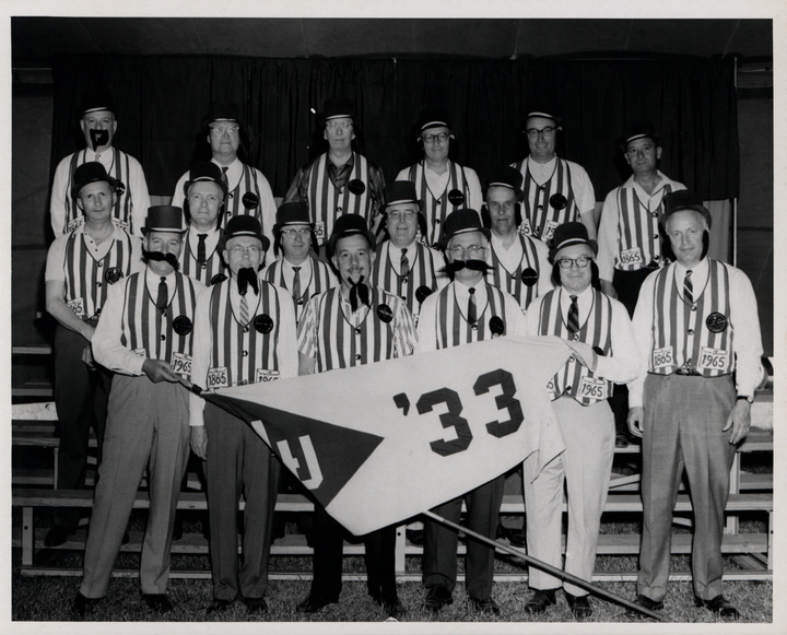 Group portrait / Centennial Reunion / 1933 | Lehigh Preserve