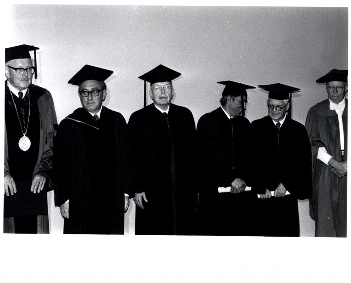 Group portrait / Lewis, W. Deming (Willard Deming), 1915-1989 ...