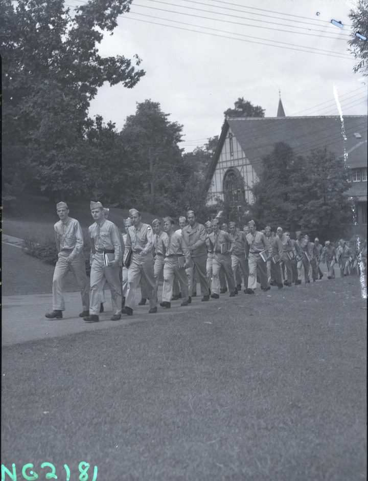 Group portrait / Campus / ROTC | Lehigh Preserve
